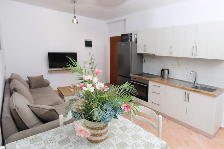 One-bedroom Apartment - Vlorë