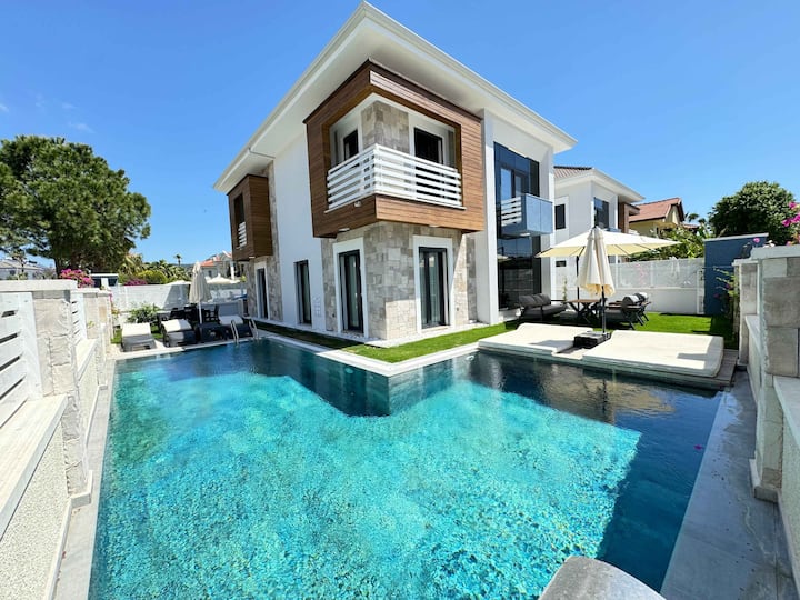 Villa Diamond Dalyan'da Lüks 4 Yatak Odalı - Dalyan