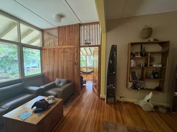 Breezy Cottage Overlooking The Panama Canal - Panama