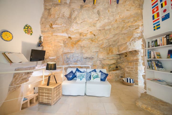Seafront Trullo With Direct Beach Access - Trani - Bisceglie