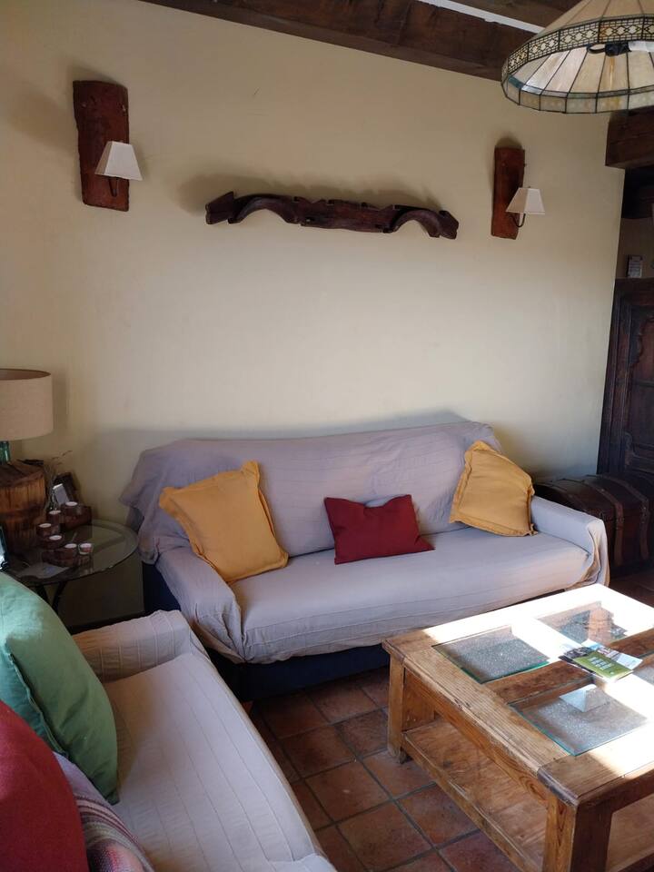 Casa Rural Amplia Con Piscina, Excelentes Vistas - Cantalojas
