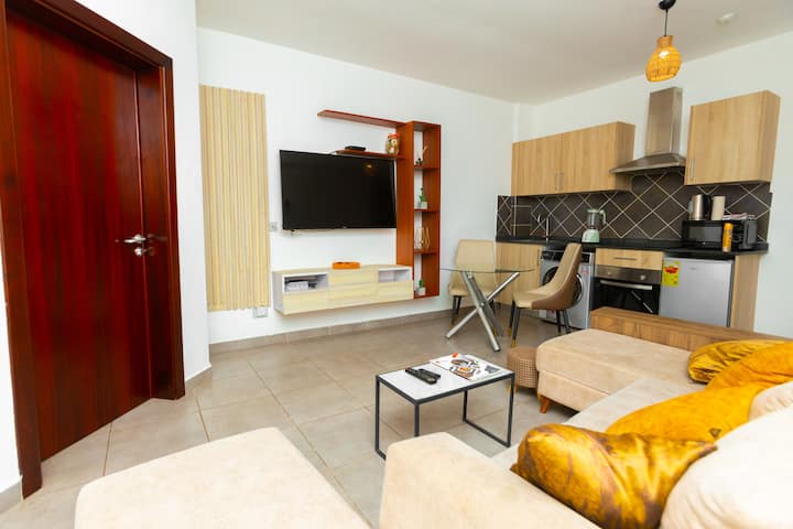 Cozy Apartment At Oasis Park - Accra