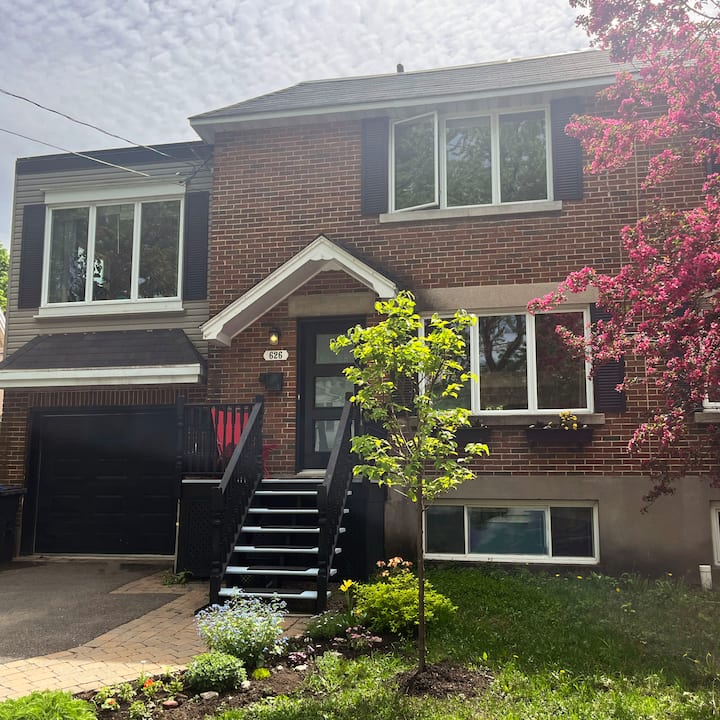 Charming Home In Old Longueuil - Montréal, QC