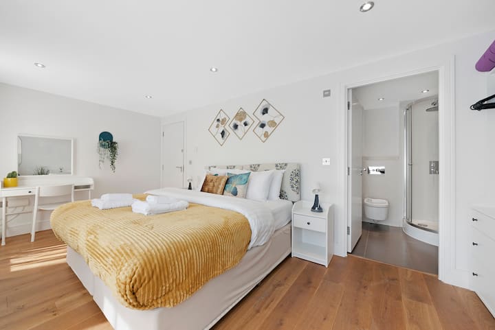 Hermitage Road Apartment By Morethanstays | Garden - Central London