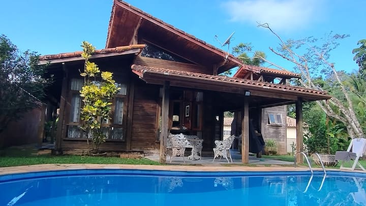 Refúgio Na Praia – Casa De Madeira Com Piscina - Bertioga