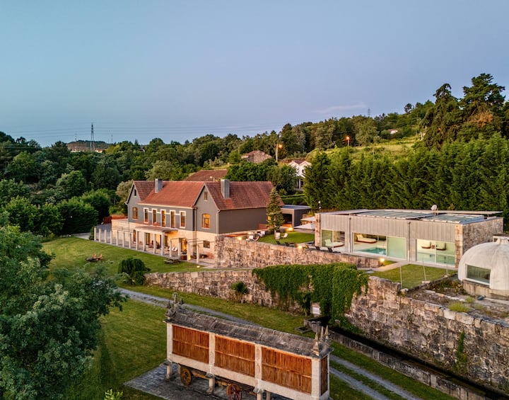 Tojeira - Douro Luxury Farmhouse - 比利亞雷亞爾