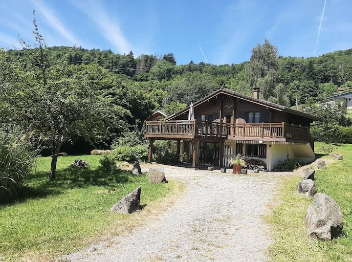 Chalet Delon, Vue Dégagée Sur La Montagne - Vosges