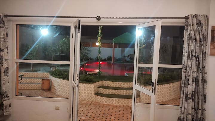 Logement Familial Climatisé 
Jardin Piscine Privée - Safi
