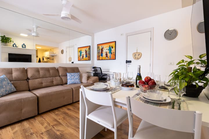 Apto Perto Do Largo Da Ordem 02 Quartos + Vaga - Curitiba