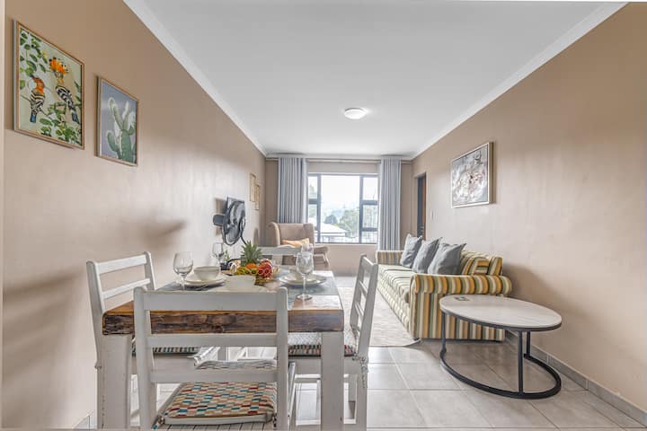 No.3 – 2br Apt | 2 Double Beds • Cresta Mall - Johannesburg