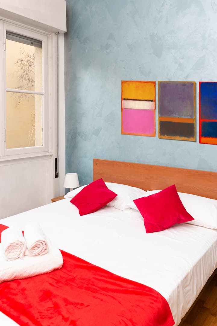 Garibaldi Tower Exclusive Apartment - Metro M5/m2 - Milaan
