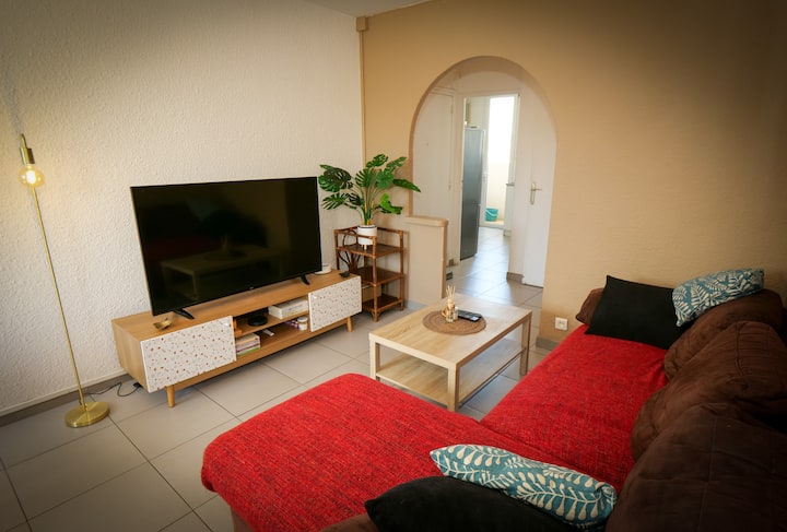 Spacieux T4 Proche Aéroport Marignane - ibis Styles Marseille Aéroport