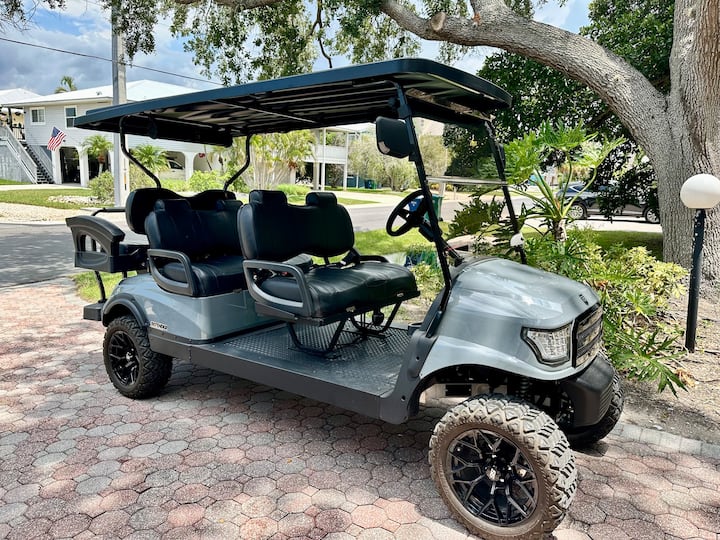 Golf Cart, Coffee Bar, 2 Blocks To Beach, Luxe - Anna Maria Island, FL