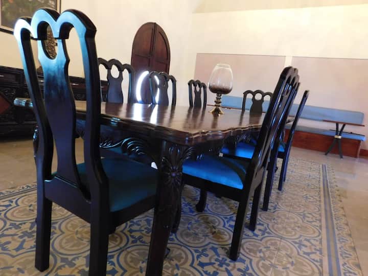 Hotel -Casa Lester.  Colonial Mansion! - Nicaragua