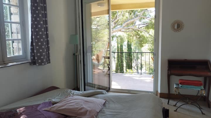 ~Cassis~*soleil Levant*~
Chambre D'hotes - Cassis