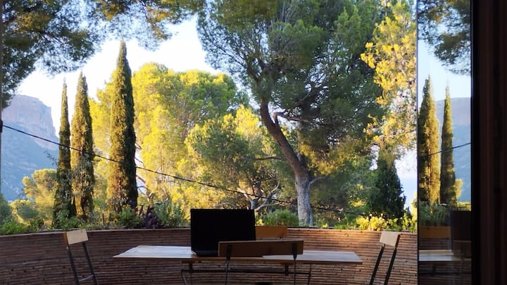 ~Cassis~*soleil Levant*~
Chambre D'hotes - Cassis
