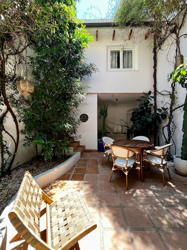 Oasis By Ruzafa: Private, Ac, Own Bath & Courtyard - Valence en Espagne