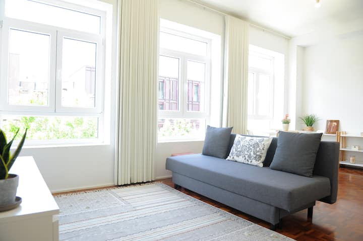 Sunny Apartment – Bolhão Market, Porto City Center - Oporto