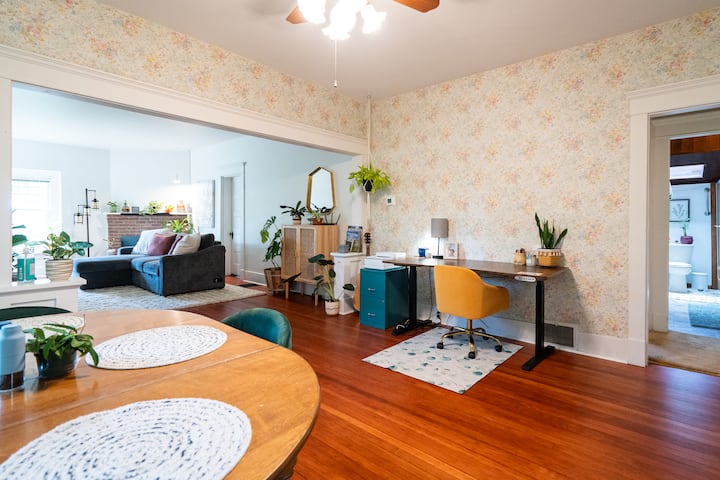 Close To Wwu! Plant Room In A Craftsman House - Bellingham, WA