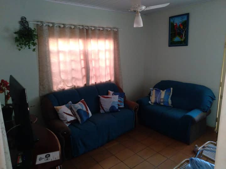 Casa Familiar. - Andradina