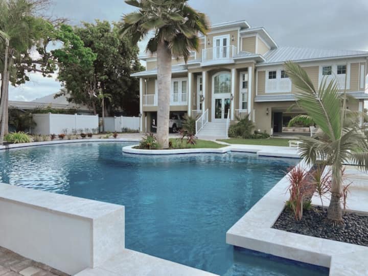 Lobster Lagoon 180 Ft Seawall Lots Of Parking! - Stock Island, FL