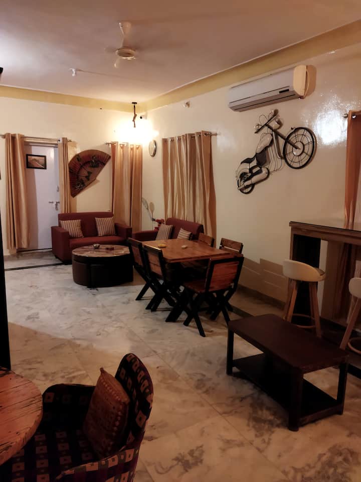 Bachelor's Party House 24*7 - Pune (India)