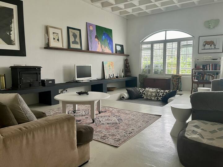 Sublime Modern Beachfront Villa Near Hermanus - Fisherhaven
