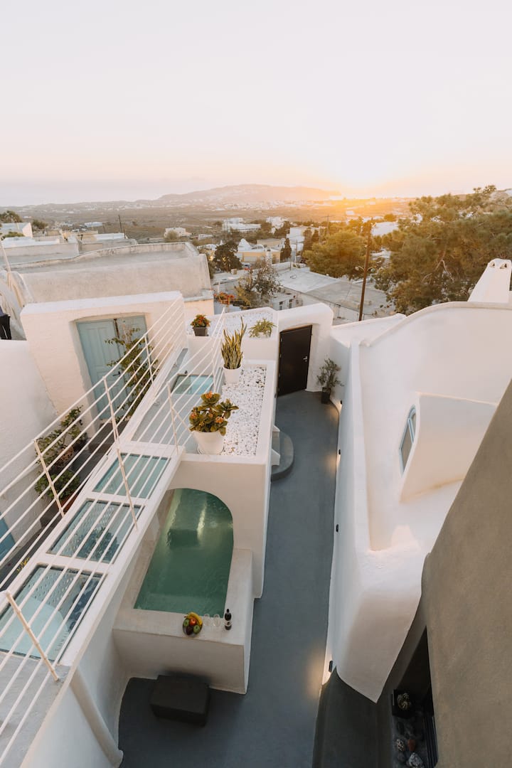 Noir Cave Villa Private Jacuzzi & Sunset Terrace - Santorini