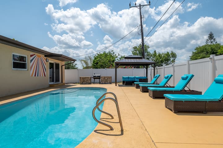 Cruise-ready Oasis – Pool, 15 Min To Port & Beach - Cocoa, FL