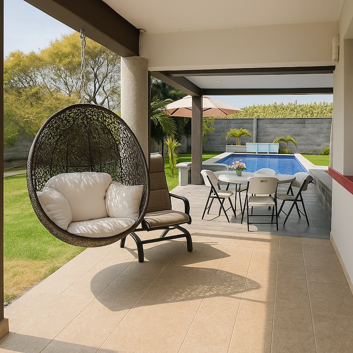 Gated Family Villa! Spacious W/park | Pool+jacuzzi - Cuernavaca
