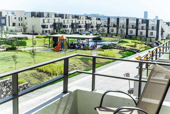 Casa 3 Pisos, Alberca, 3 Hab. Aire, Fact,wifi 60mb - Querétaro