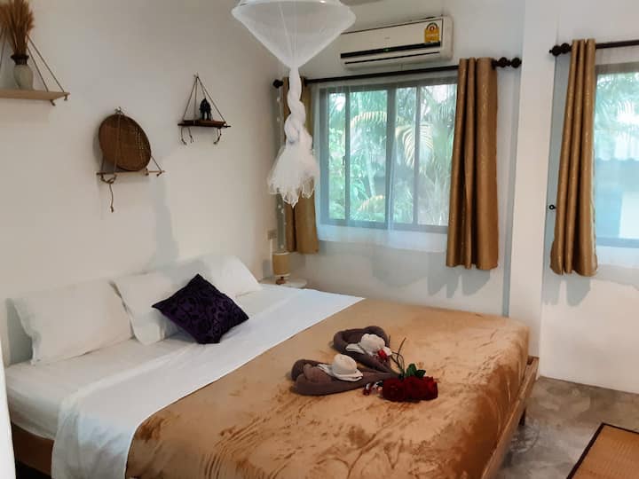 Fh1/private House/2rooms/kitchen/office/ac/west - Ko Pha-ngan