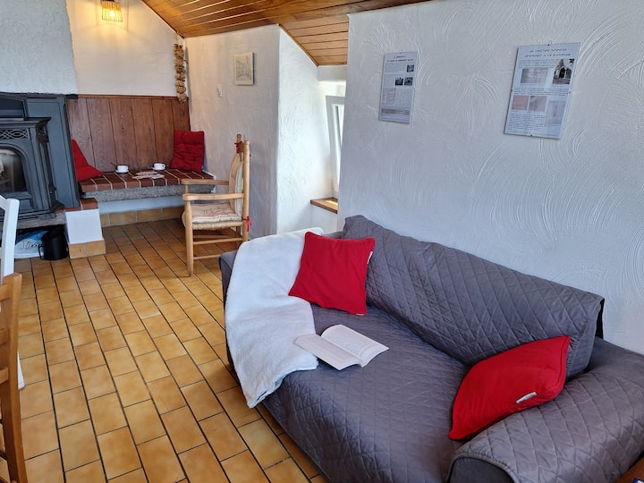 Gîte Familial Confort3*|coin Enfants|grand Terrain - La Malène