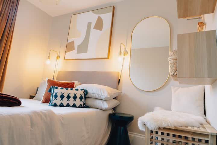 Boutique Apartment  - 1 Bed Flat (2nd Floor) - Bath