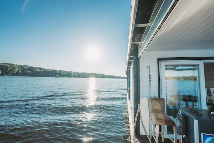 Ahoiwerder Hausboot Havelbiber 6 Pers. Ohne Bfs - Schwielowsee