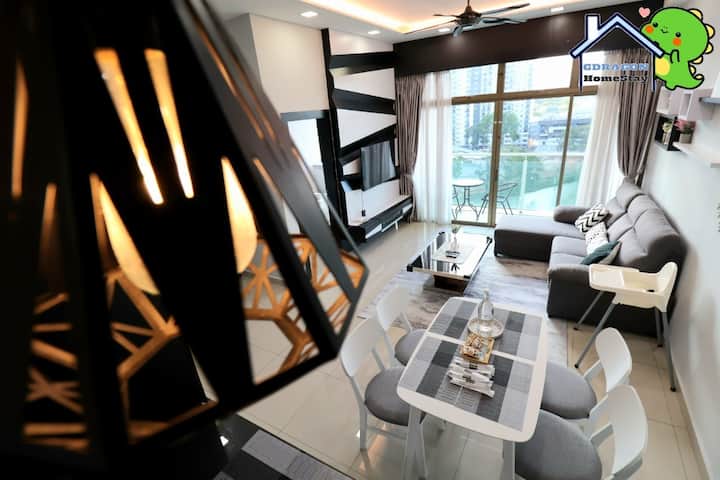 Artistic Jb Mount Austin 3br Balcony 8-10pax - Johor Bahru