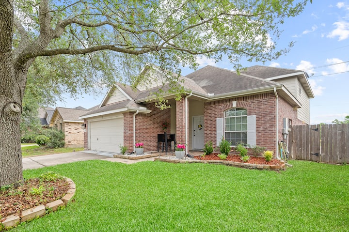 Large 4bd/ 3b Prime Loc Luxury Upgrade Lake View - Houston