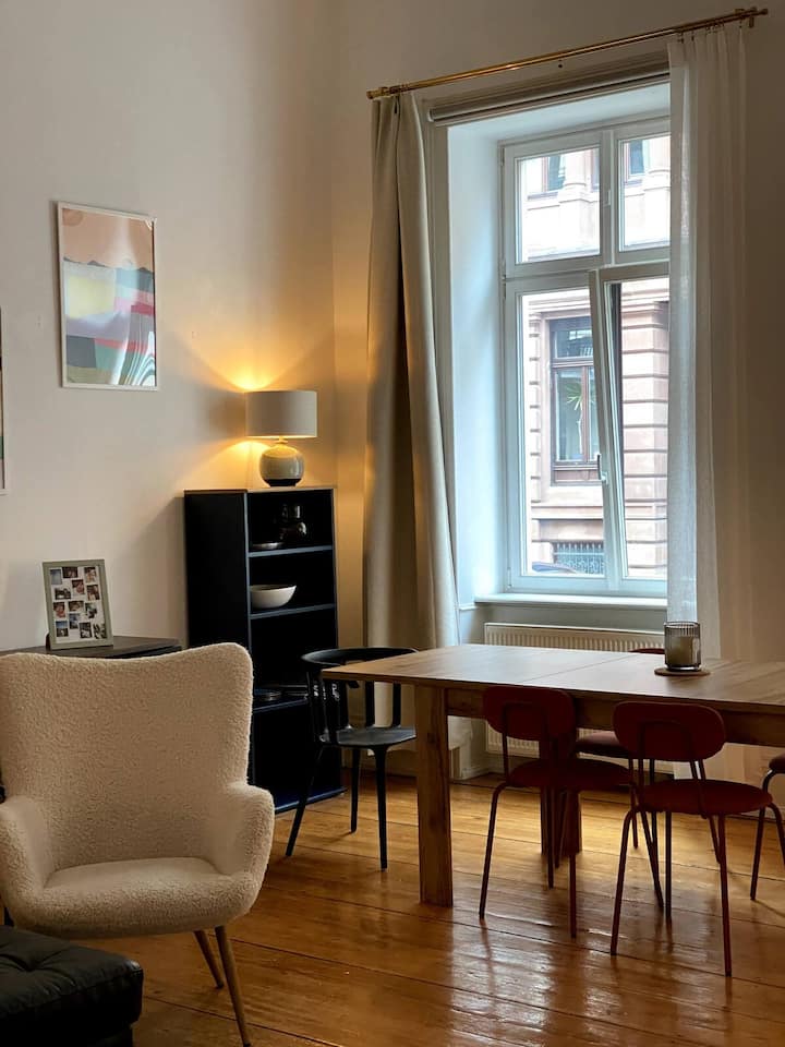 Large Central Apartment With Children's Room - Wiesbaden