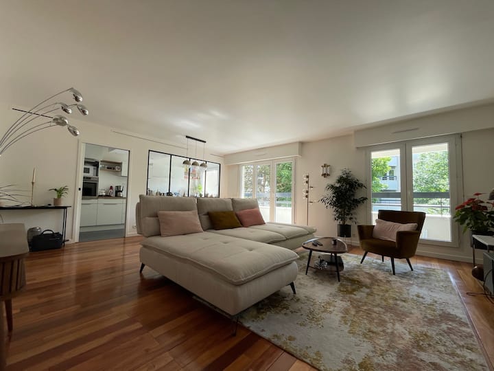 Chaleureux 3p 2 Ch 85m² Avec Clim Jardin Parking - Suresnes