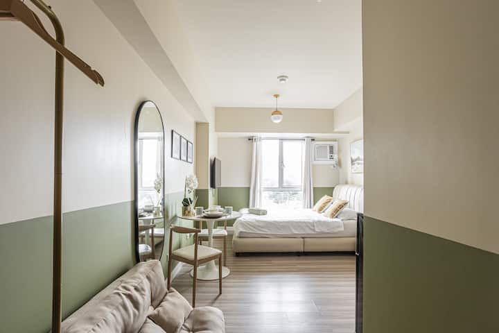 Modern And Comfy Studio In It Park, Avida Riala T4 - Cebu City