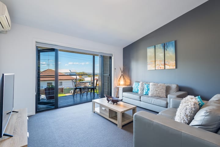 Unit 3 - Modern 2br Apartment On Huskisson Main Street By Nautilus Apartments Je - Huskisson