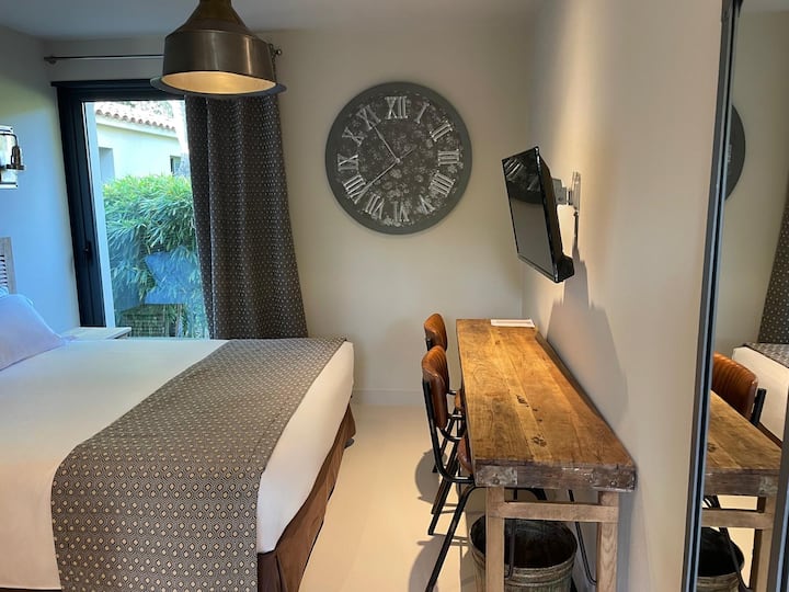 Hôtel De Charme E Tre Stelle: Standard Room - Bonifacio