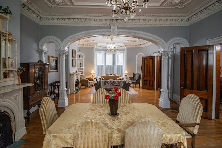 Exquisite 3 Bedroom Victorian With Modern Kitchen - University of New Brunswick Saint John (UNBSJ)