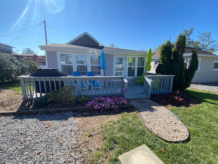 Seldom Inn - Indian Lake, OH