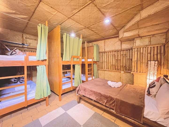 Dormitory Room With External Bathroom - Puerto Galera