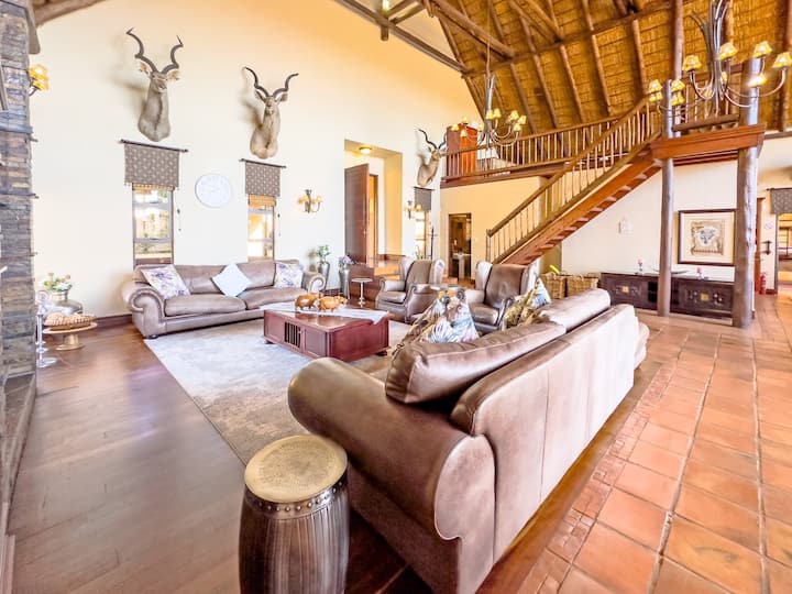 @Mabalingwe Buffalo Lodge - Prm132 - Bela-Bela