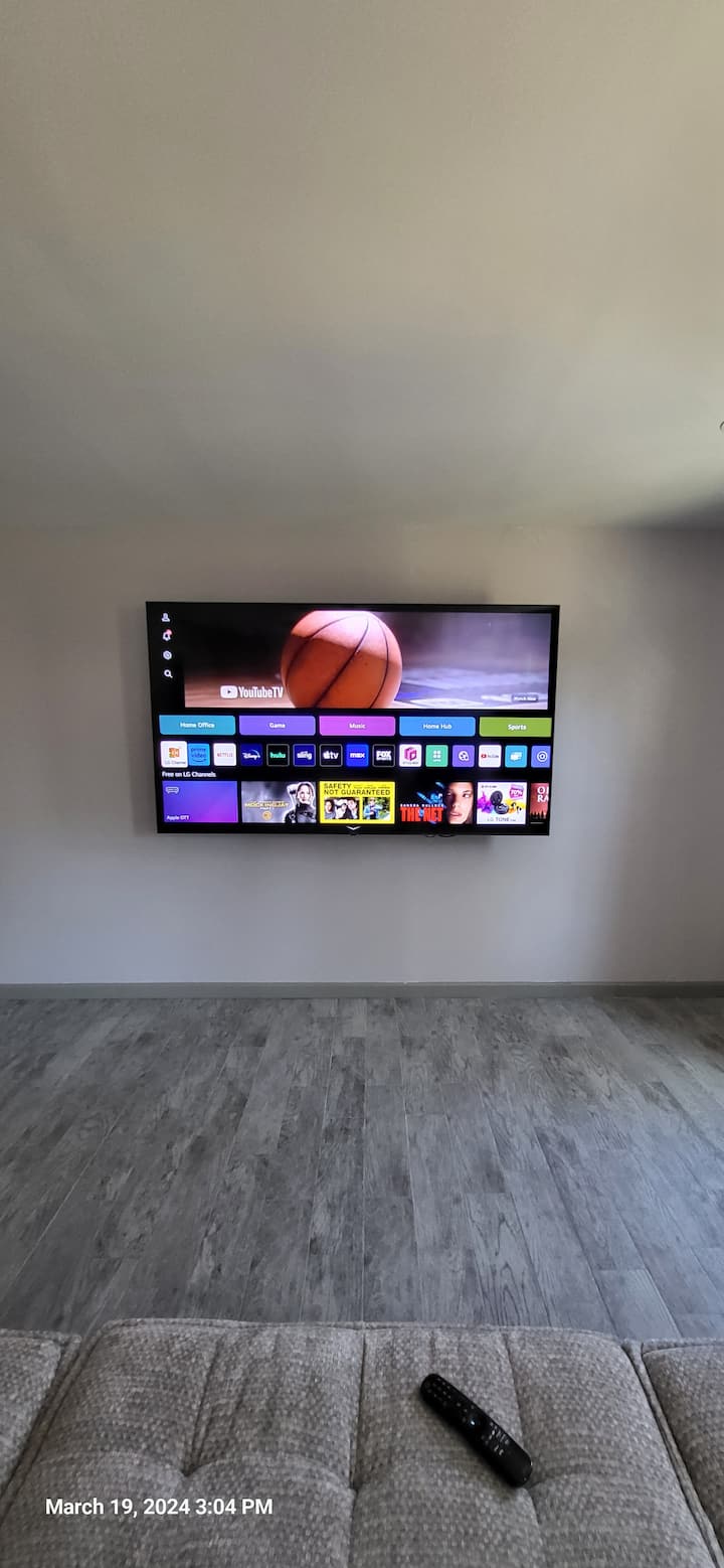2 Bed Garage Apt Private Entr. (Ft Jackson) - Columbia, SC