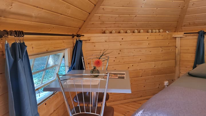 Cabane Insolite Au Cœur De La Forêt De Brocéliande - Paimpont