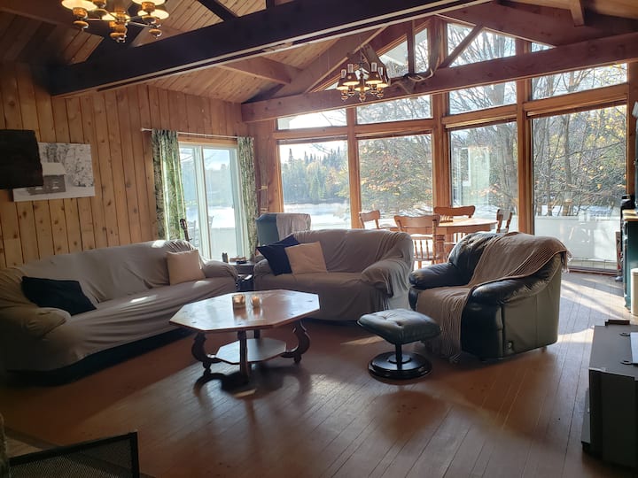 Chalet Bois Joly, 31 Jours Min - Québec