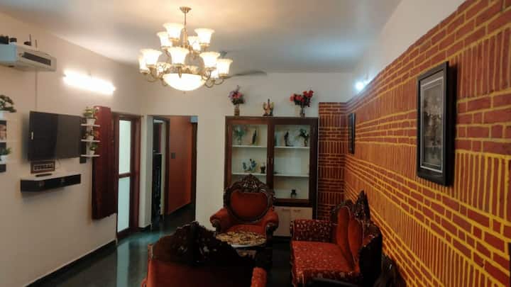 Holiday Homestay #2bhk Deluxe  With 2 Kings Beds. - 폰디체리